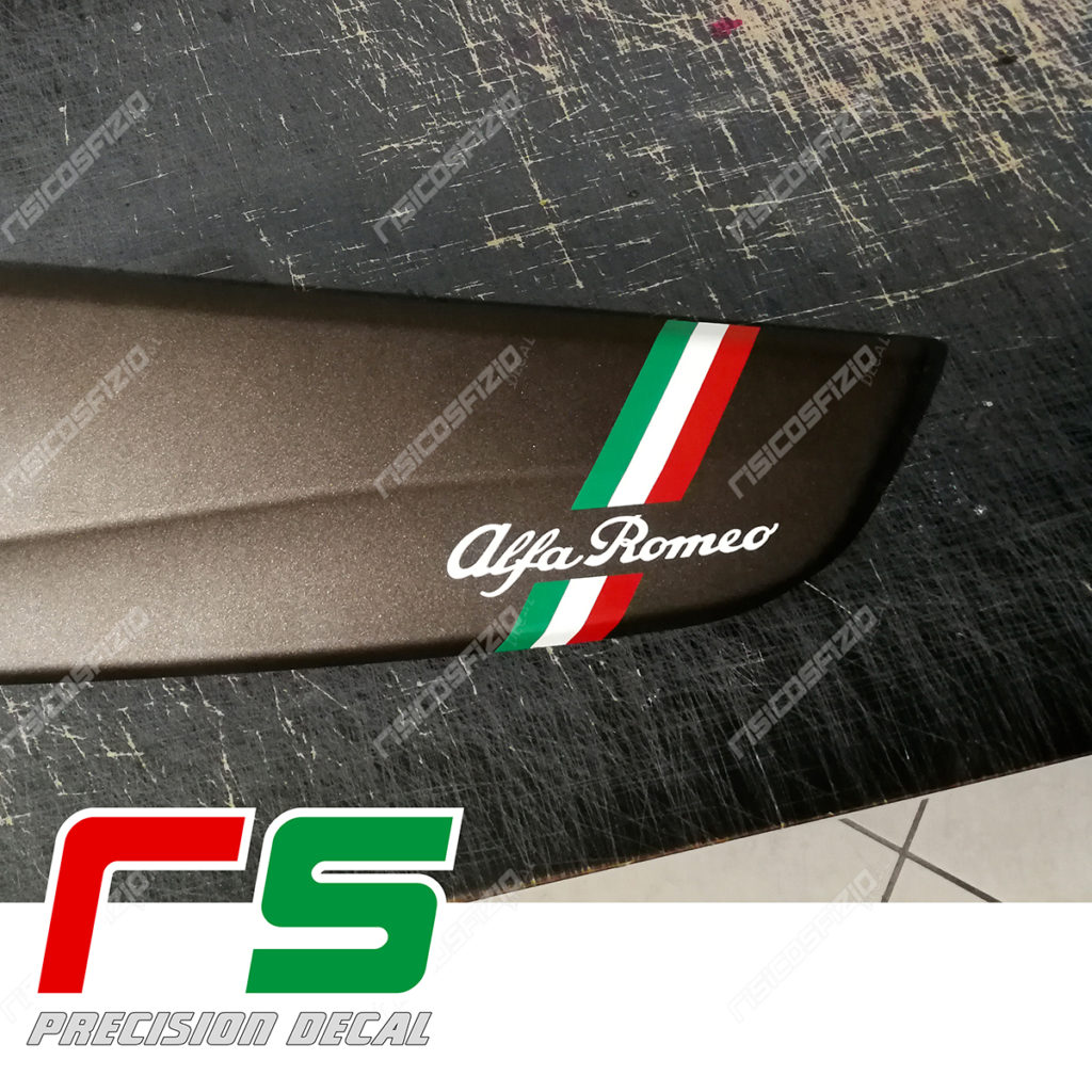 Stickers Alfa Romeo Giulietta Italian tricolor flag dashboard